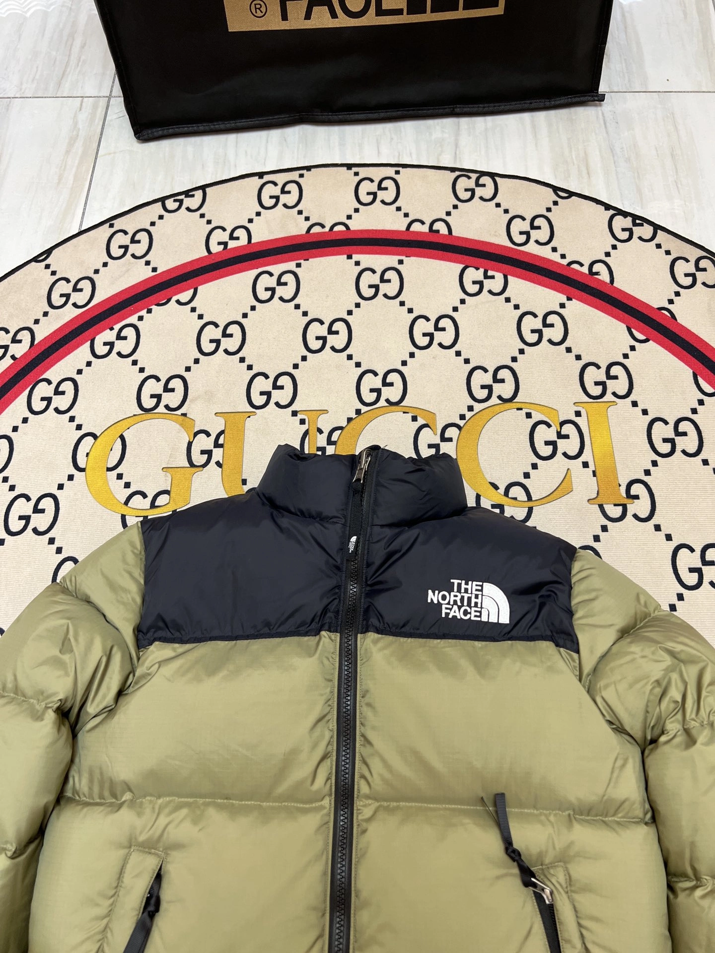 Brand-authenticated The North Face Down Jackets