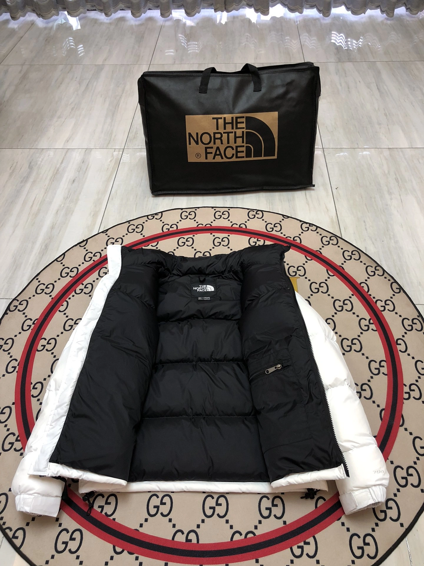 Top mirror The North Face Down Jackets
