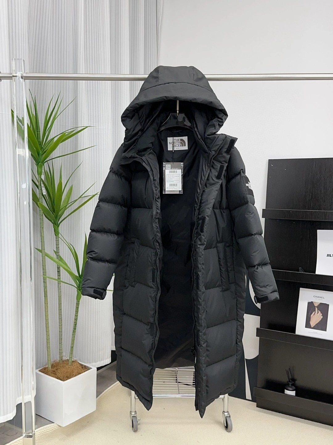 Reasonably priced The North Face Down Jackets