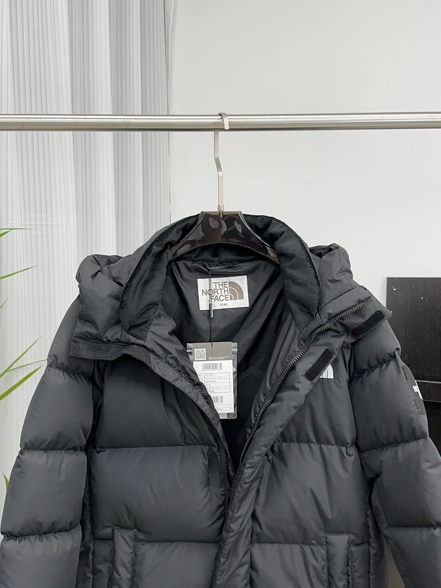 Reasonably priced The North Face Down Jackets