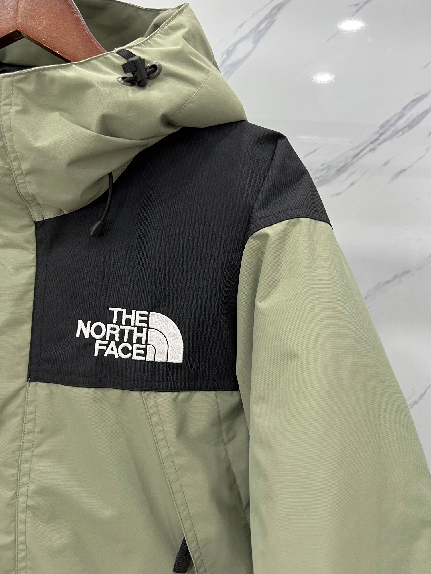 Exact replica The North Face Down Jackets