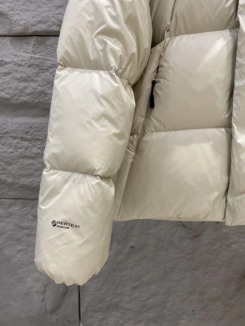 Exact replica The North Face Down Jackets