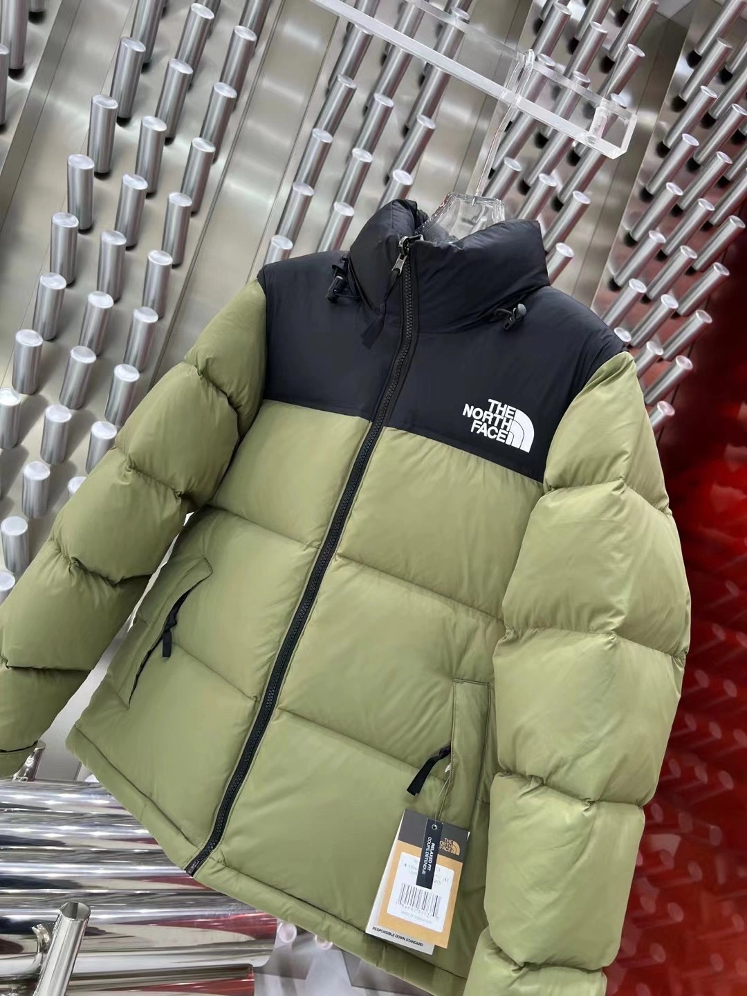 Discounted The North Face Down Jackets