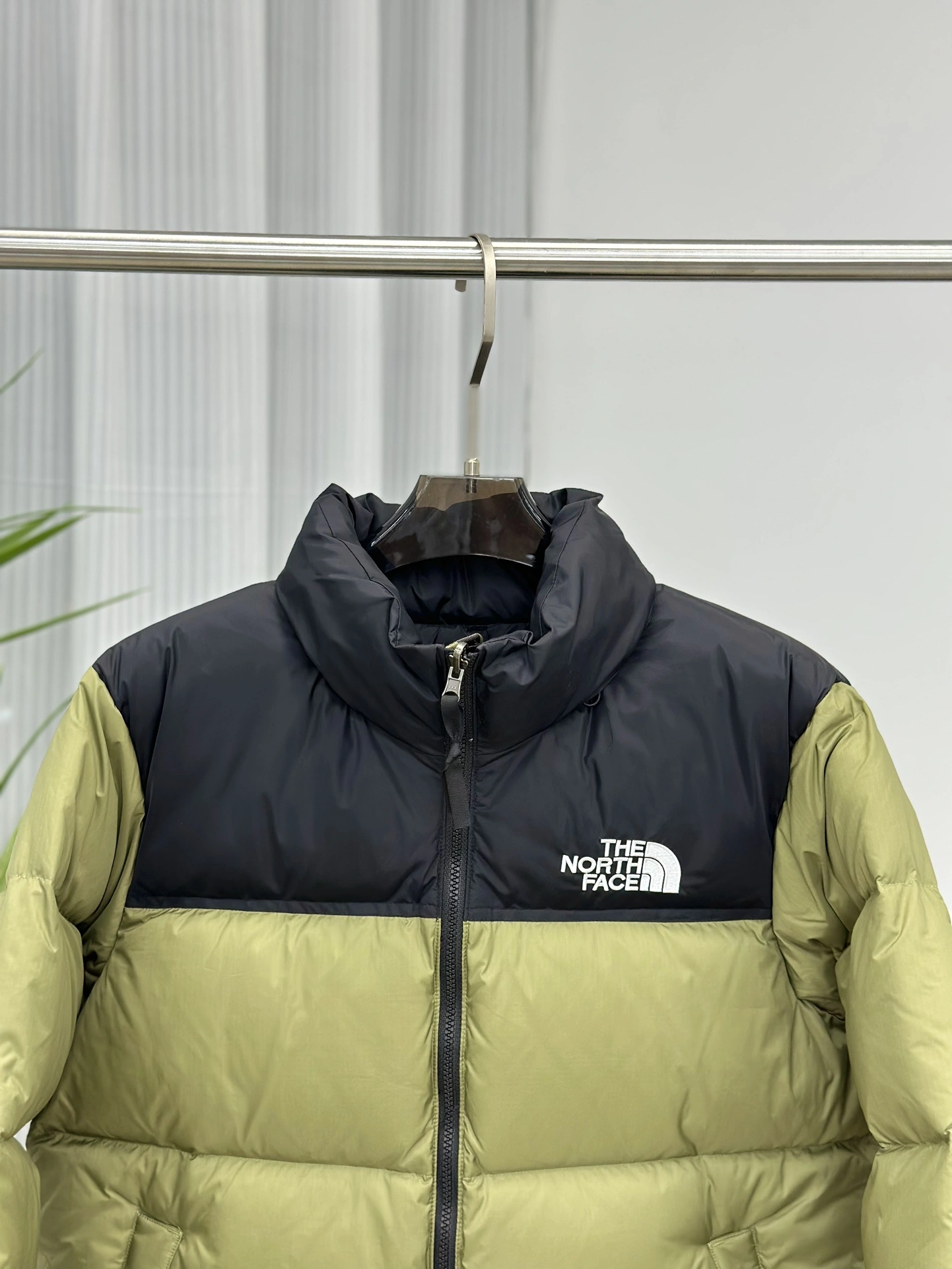 Inexpensive The North Face Down Jackets