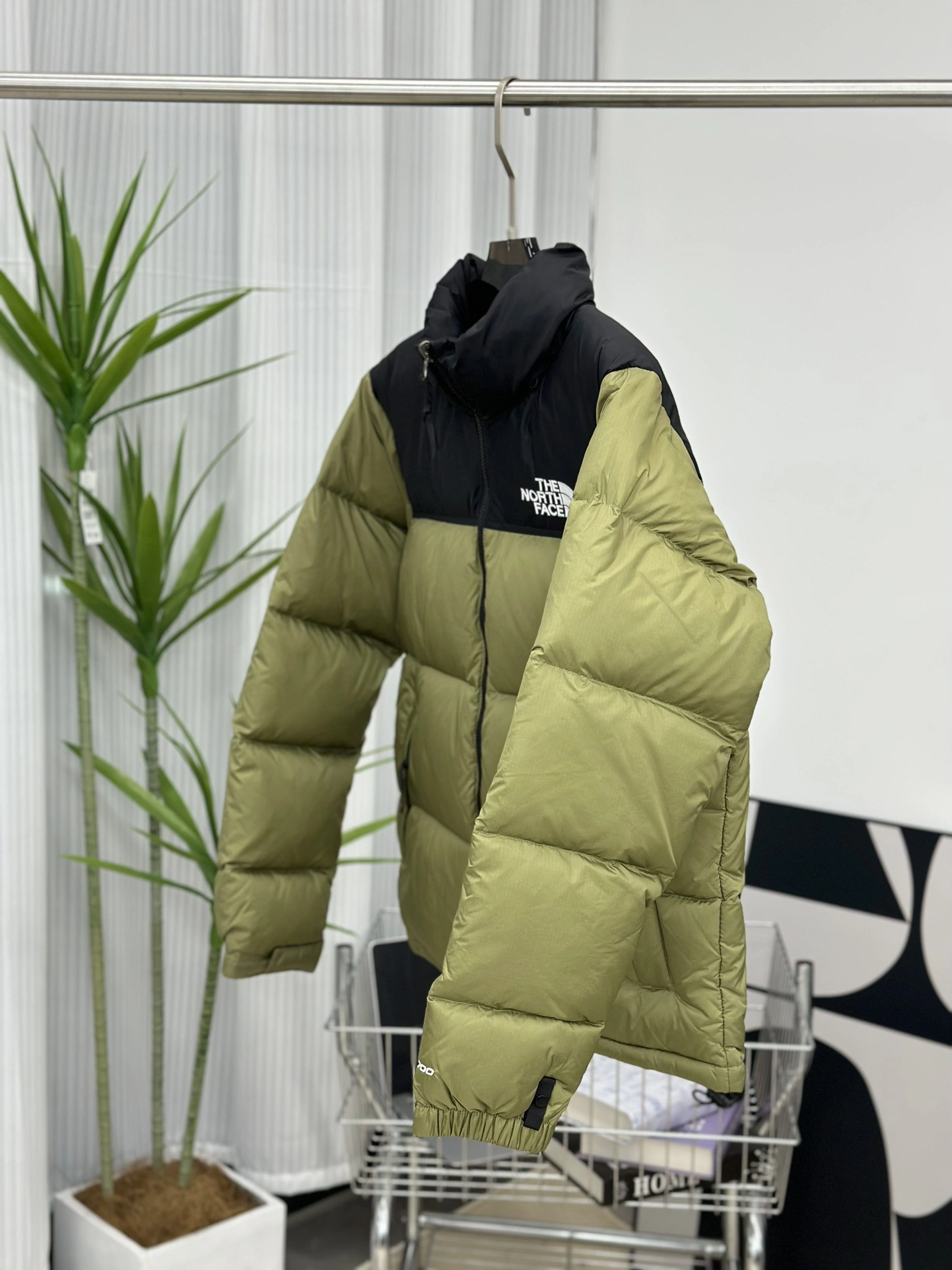 Inexpensive The North Face Down Jackets