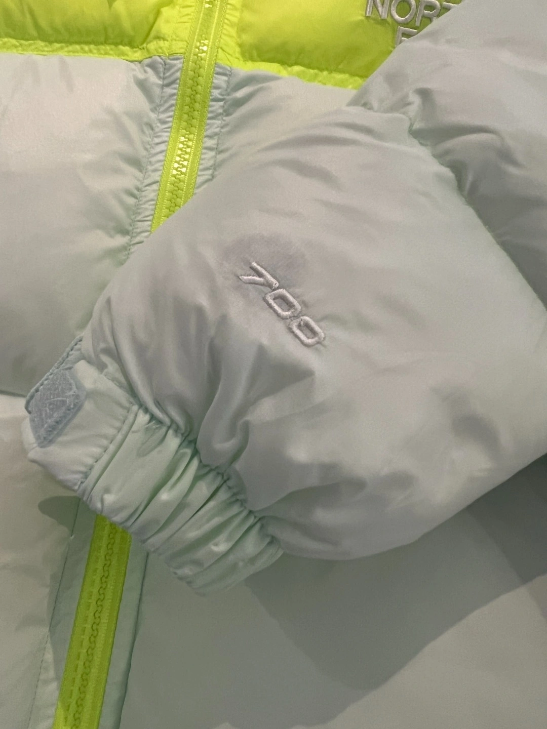 Exact replica The North Face Down Jackets