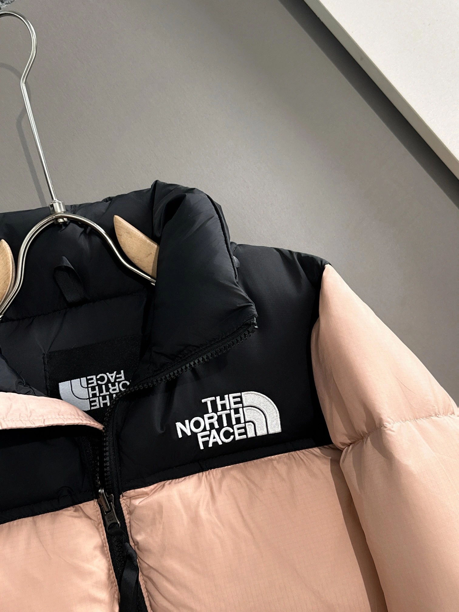 Inexpensive The North Face Down Jackets