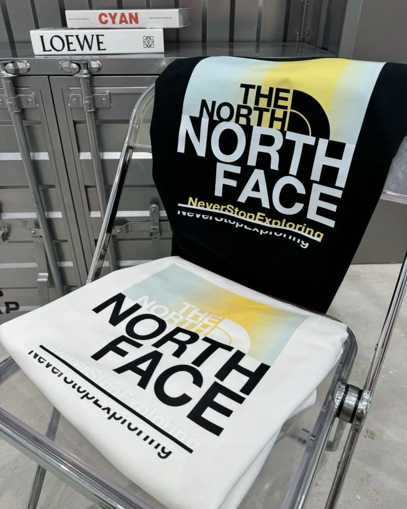 Exact replica The North Face Hoodies