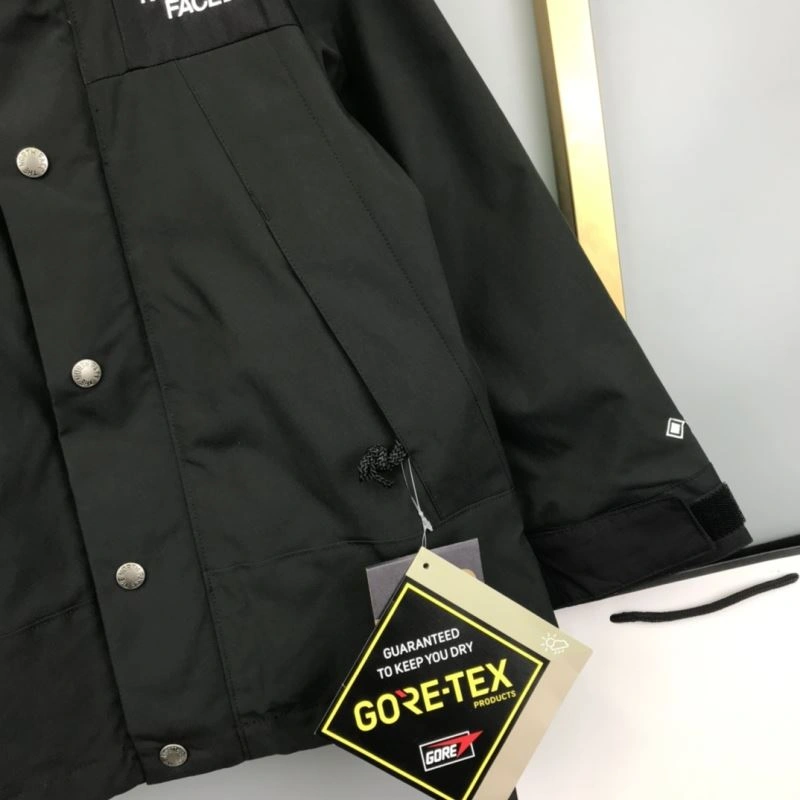 Brand-authenticated The North Face Kids