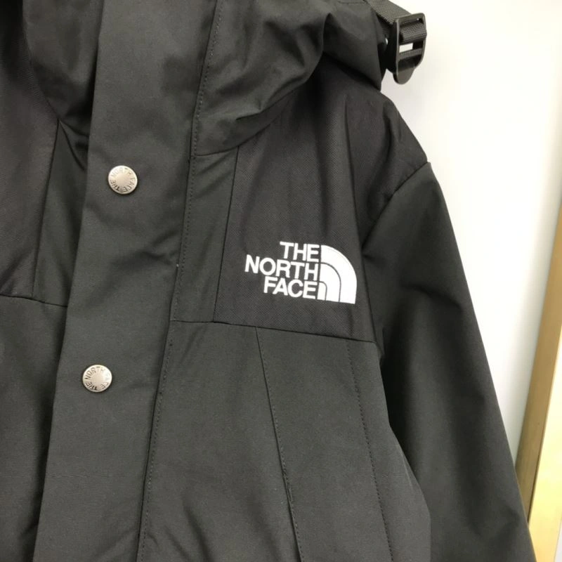 Brand-authenticated The North Face Kids
