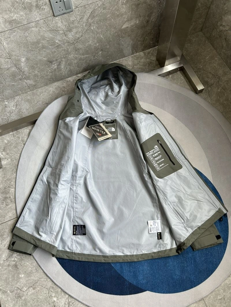 Official The North Face Outwear