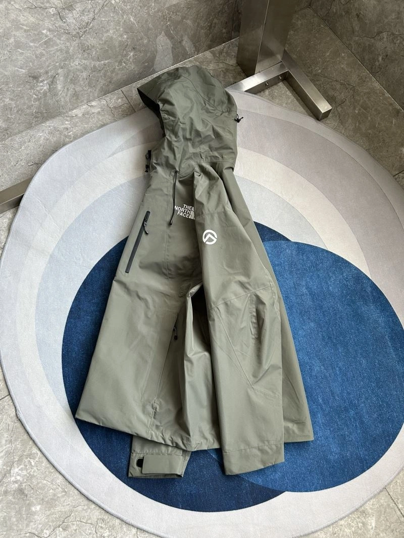 Official The North Face Outwear