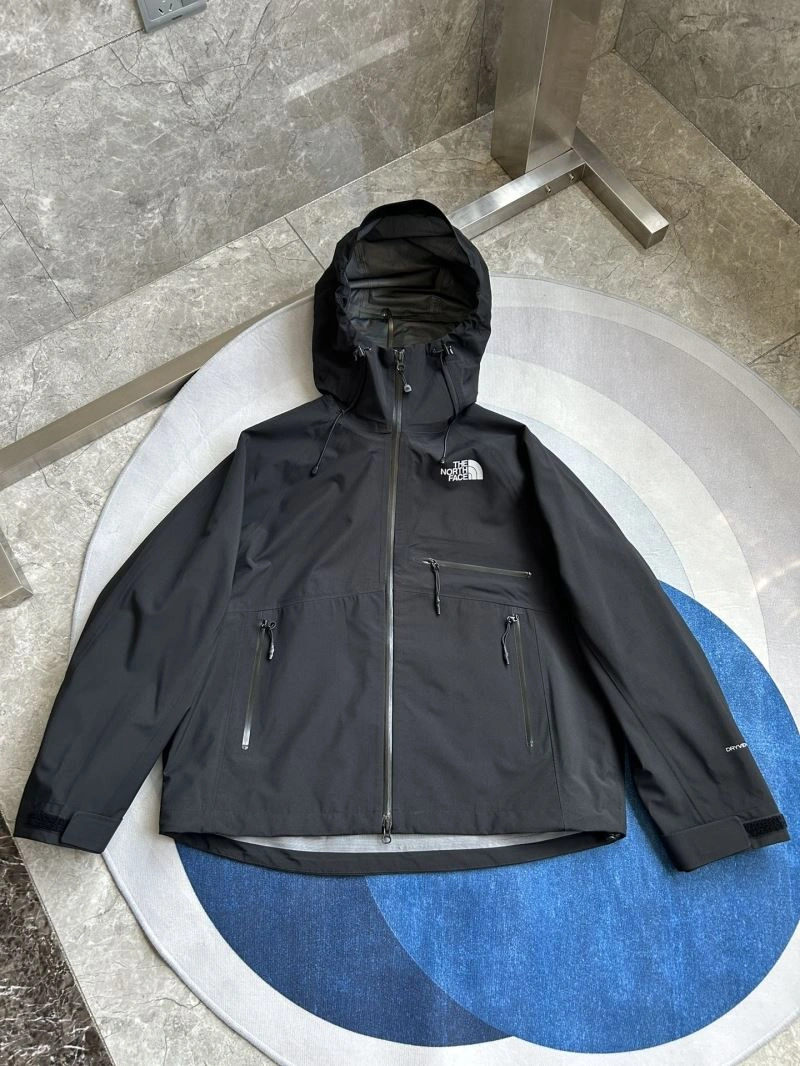 Discounted The North Face Outwear