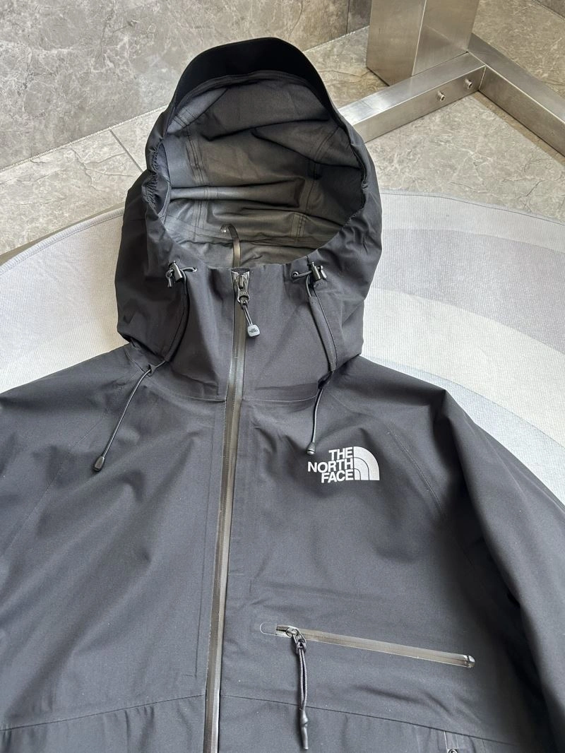 Discounted The North Face Outwear