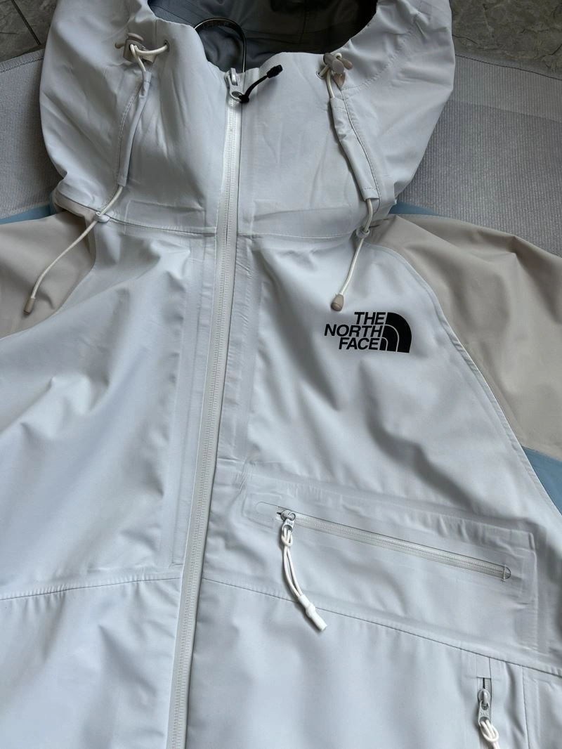 Reasonably priced The North Face Outwear