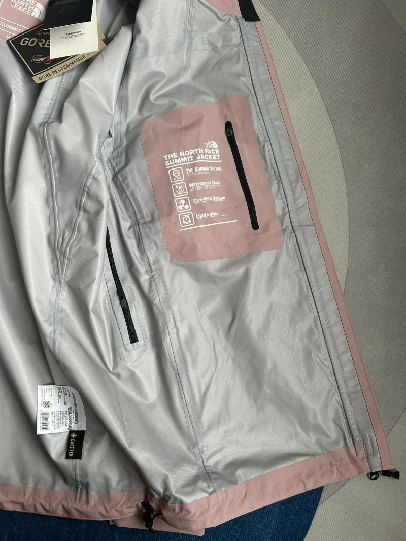 Authentic The North Face Outwear
