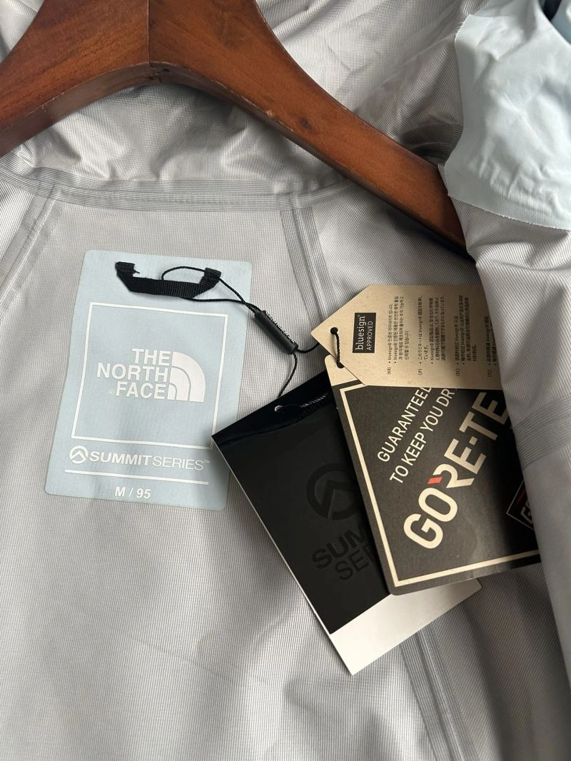 Value-priced The North Face Outwear