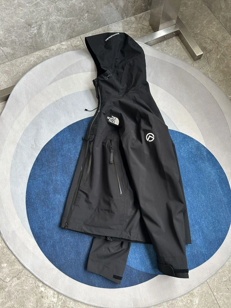 Affordable The North Face Outwear