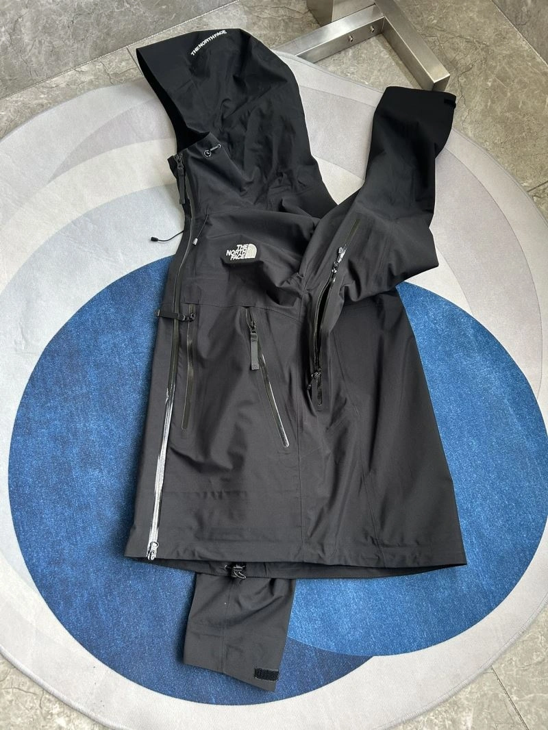 Affordable The North Face Outwear