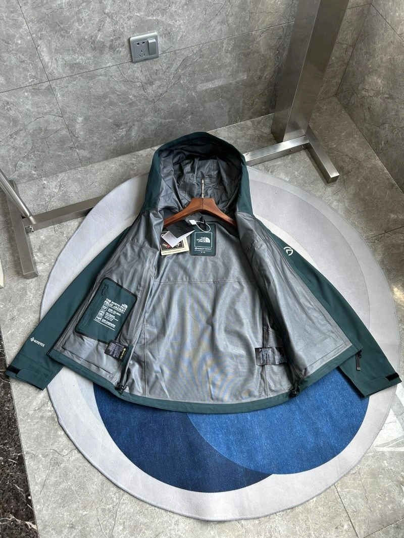 Top match The North Face Outwear