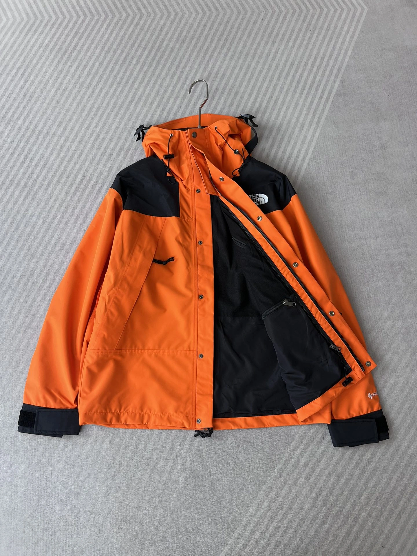 Mirror quality The North Face Outwear