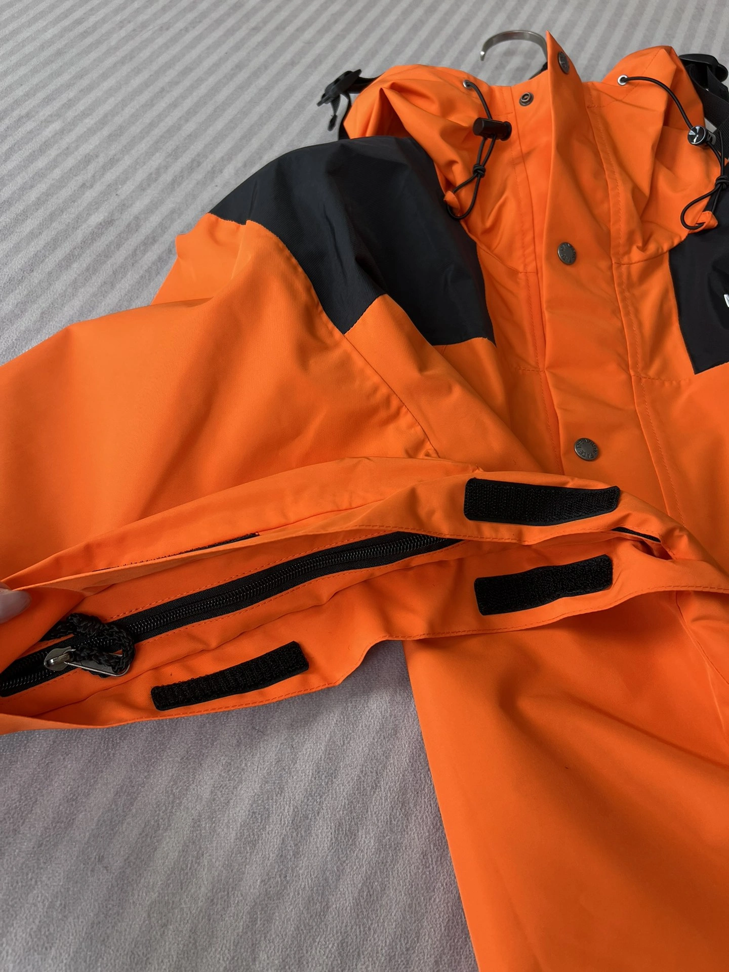 Mirror quality The North Face Outwear