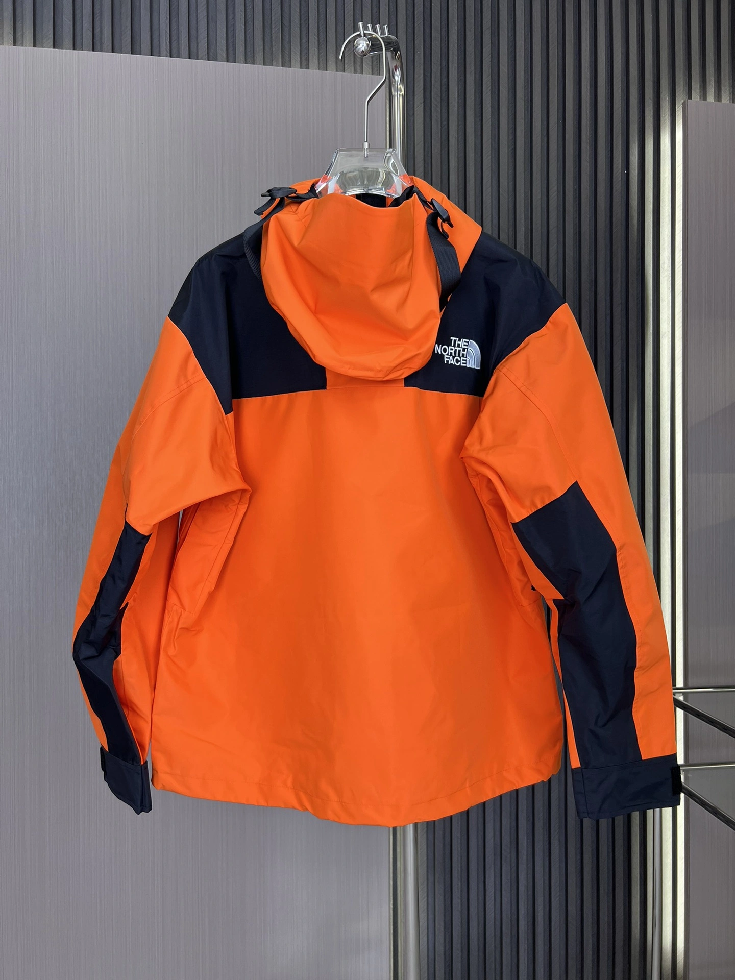 Real The North Face Outwear