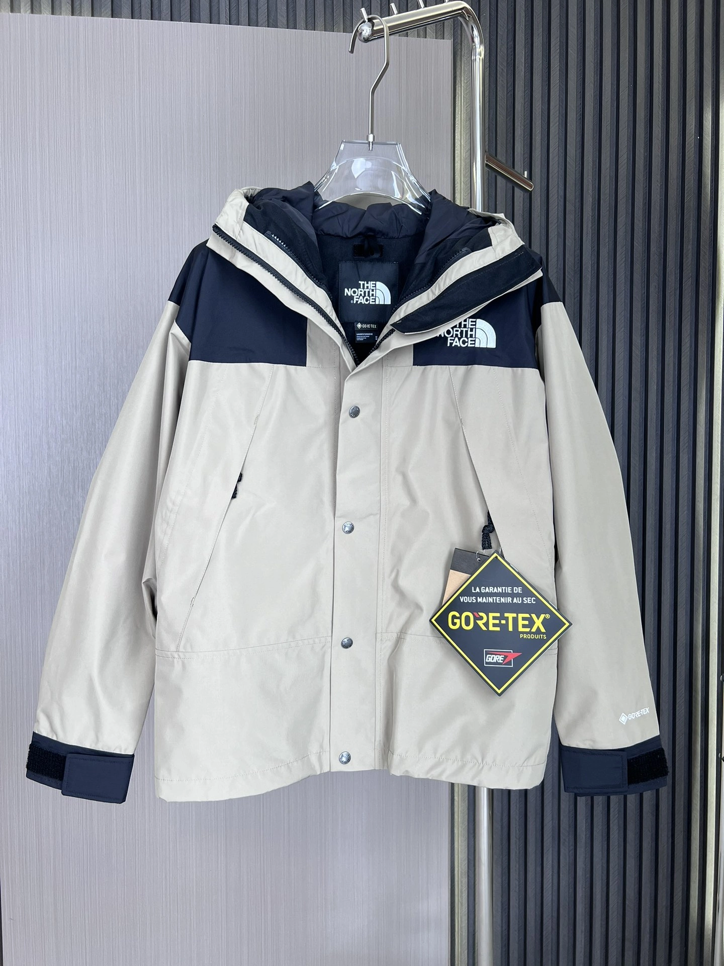 Factory-made The North Face Outwear