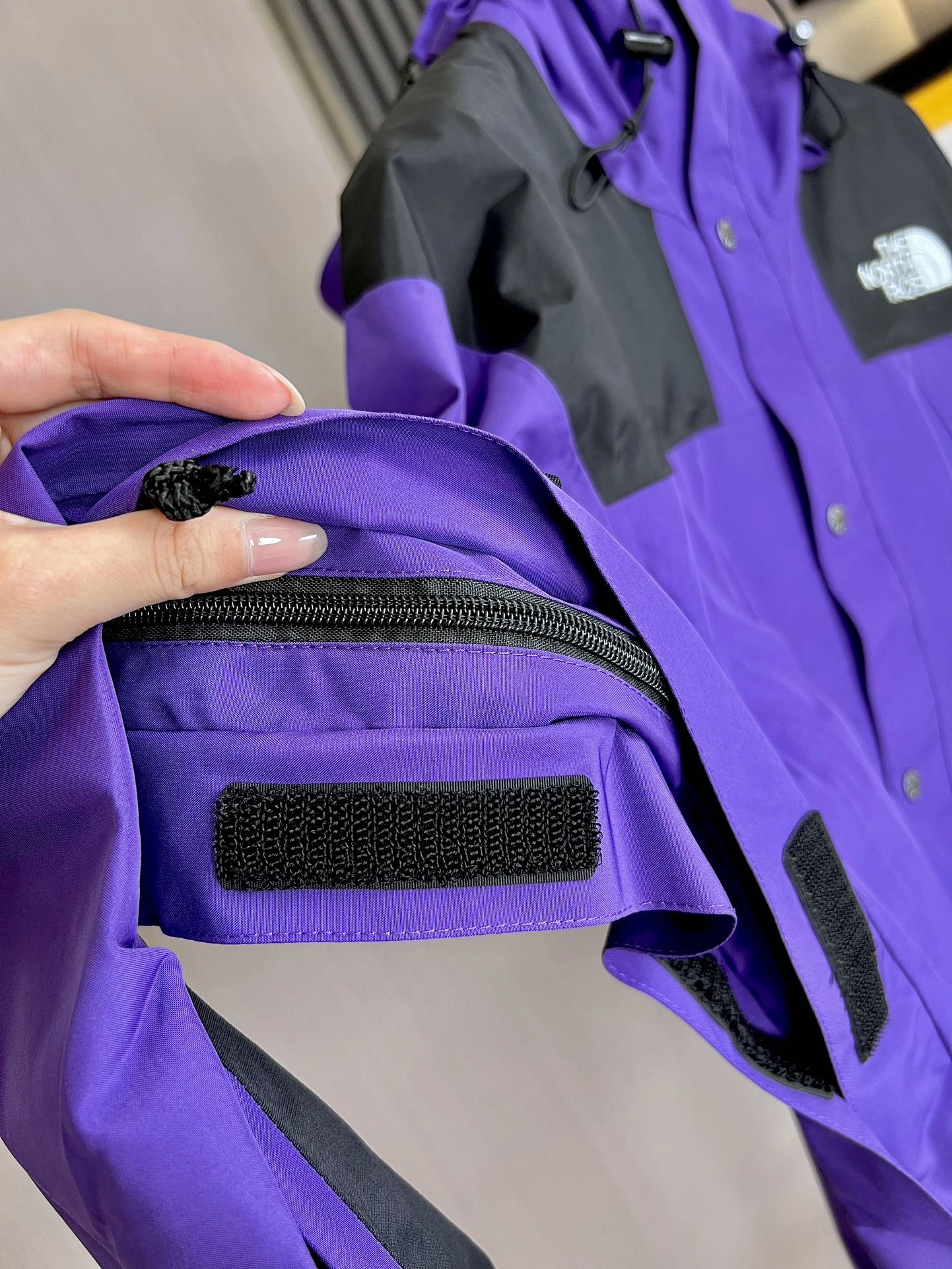 Bargain The North Face Outwear