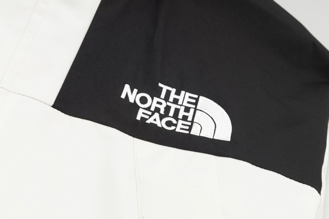 Inexpensive The North Face Outwear
