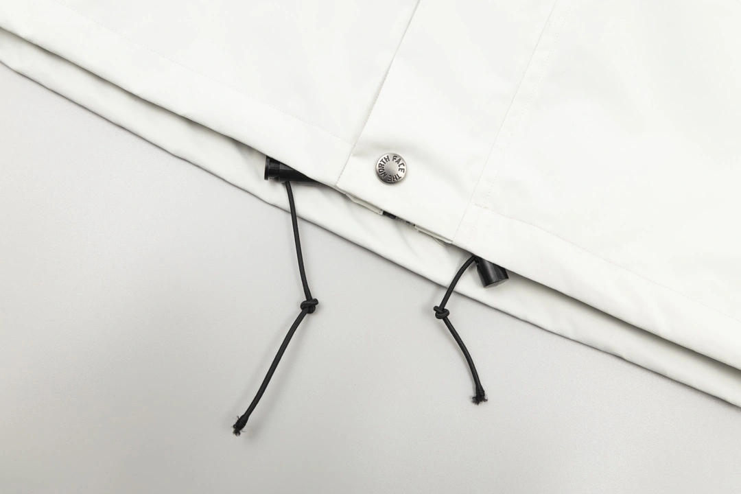 Inexpensive The North Face Outwear