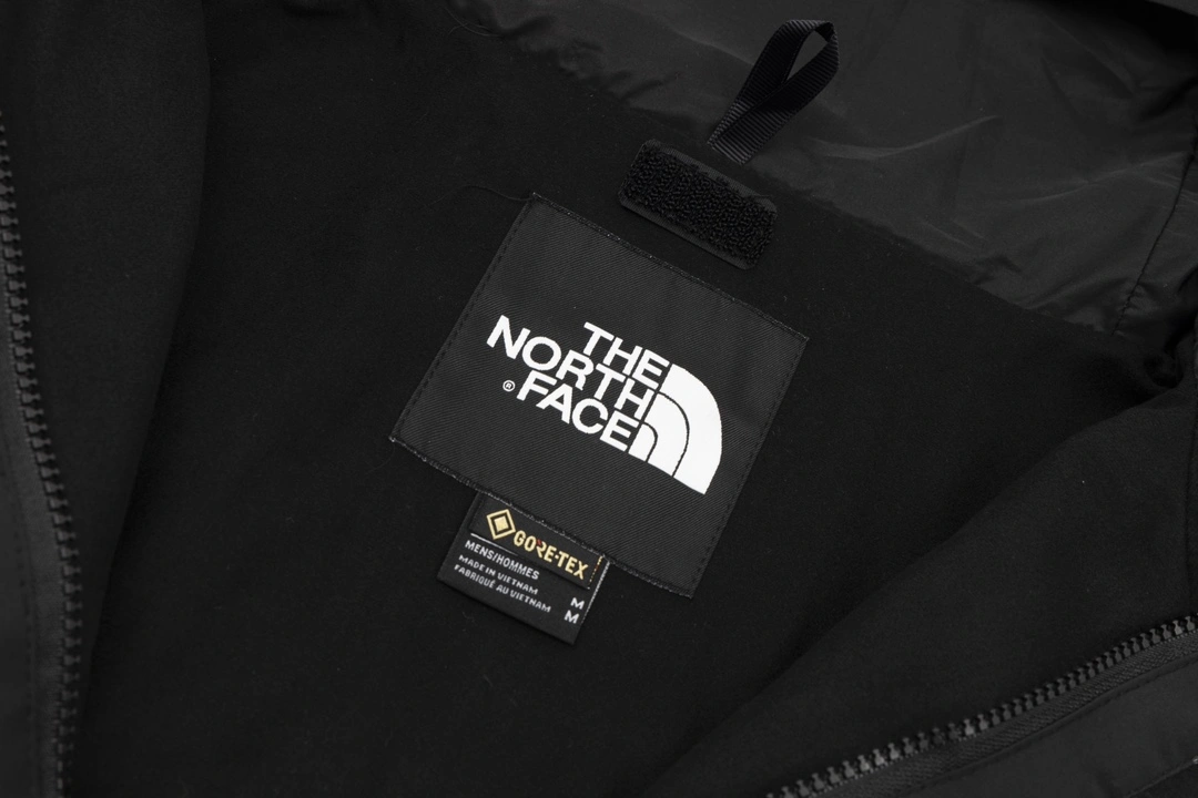 Official The North Face Outwear