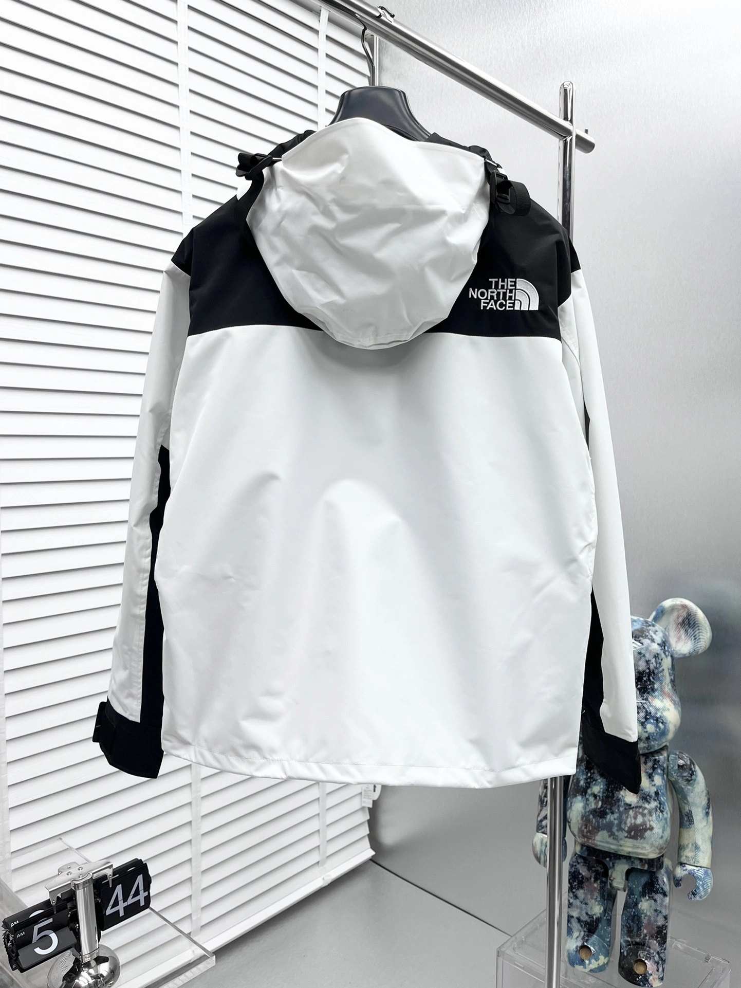 Economical The North Face Outwear