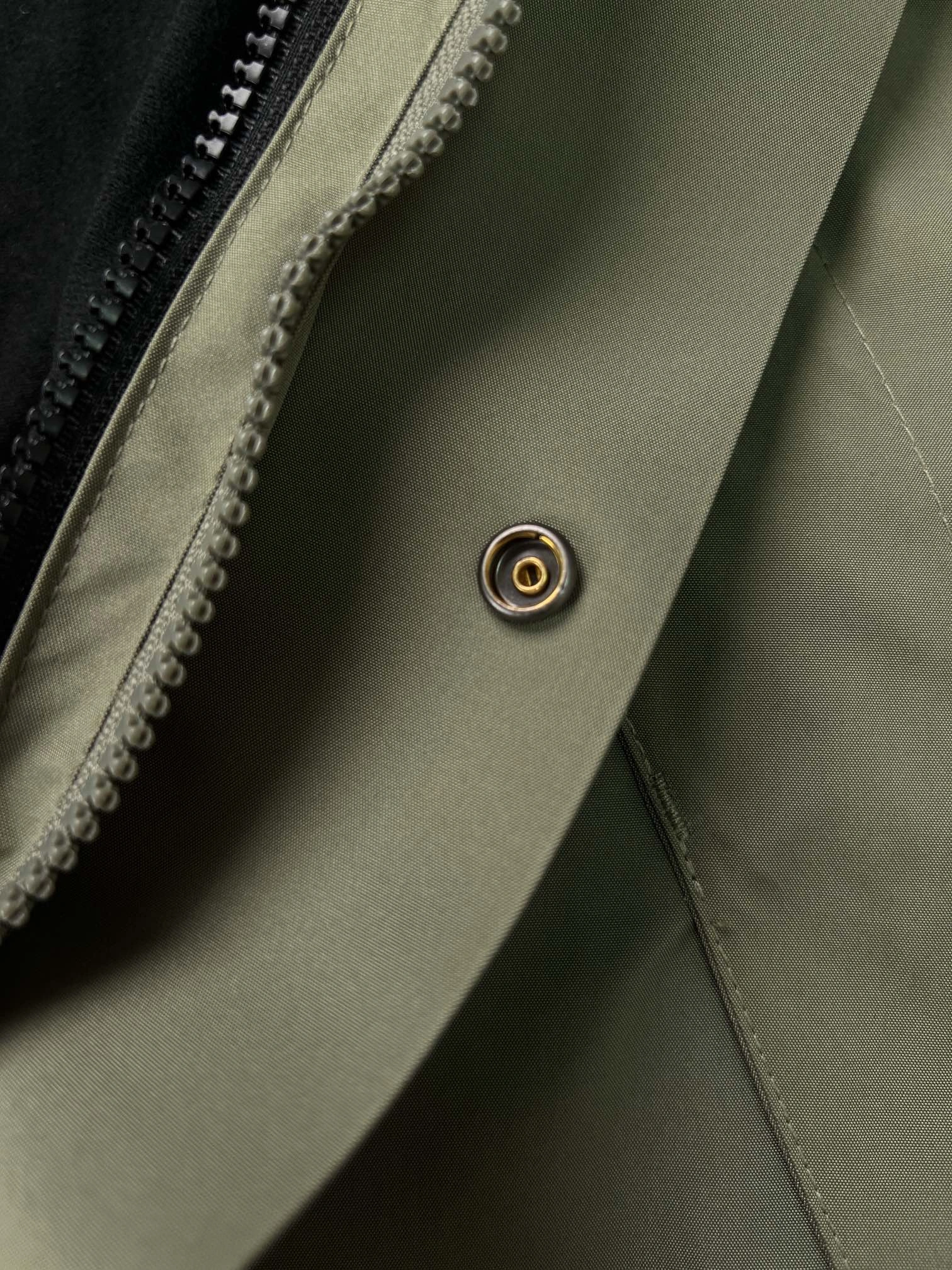 Top mirror The North Face Outwear