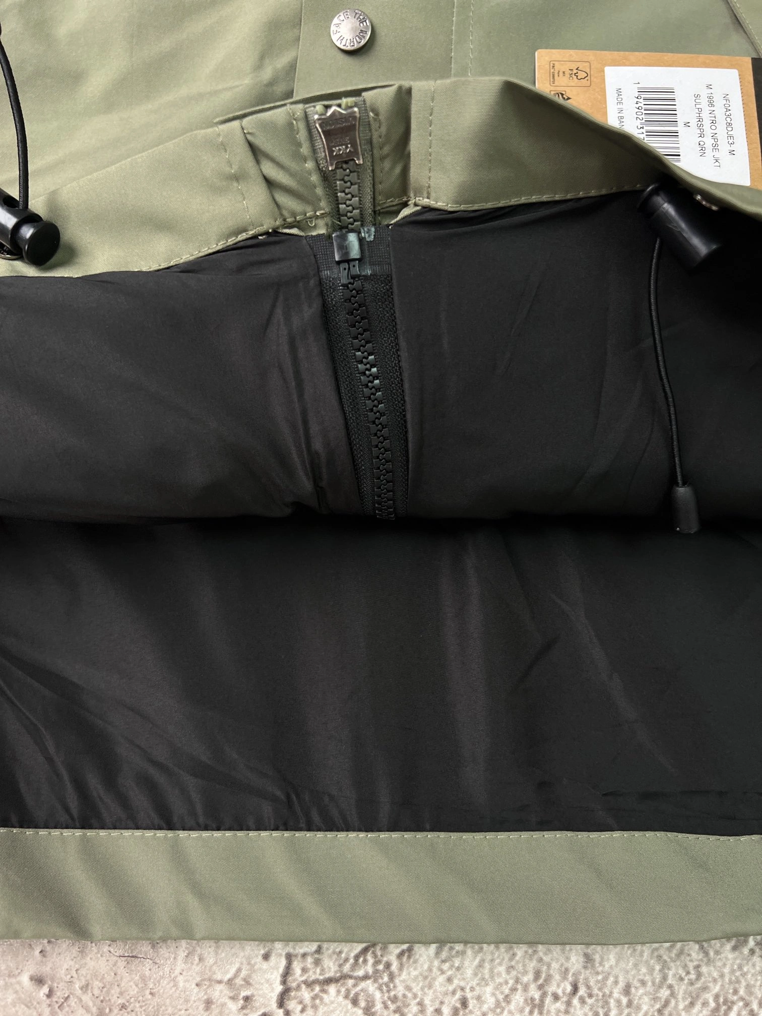 Top mirror The North Face Outwear