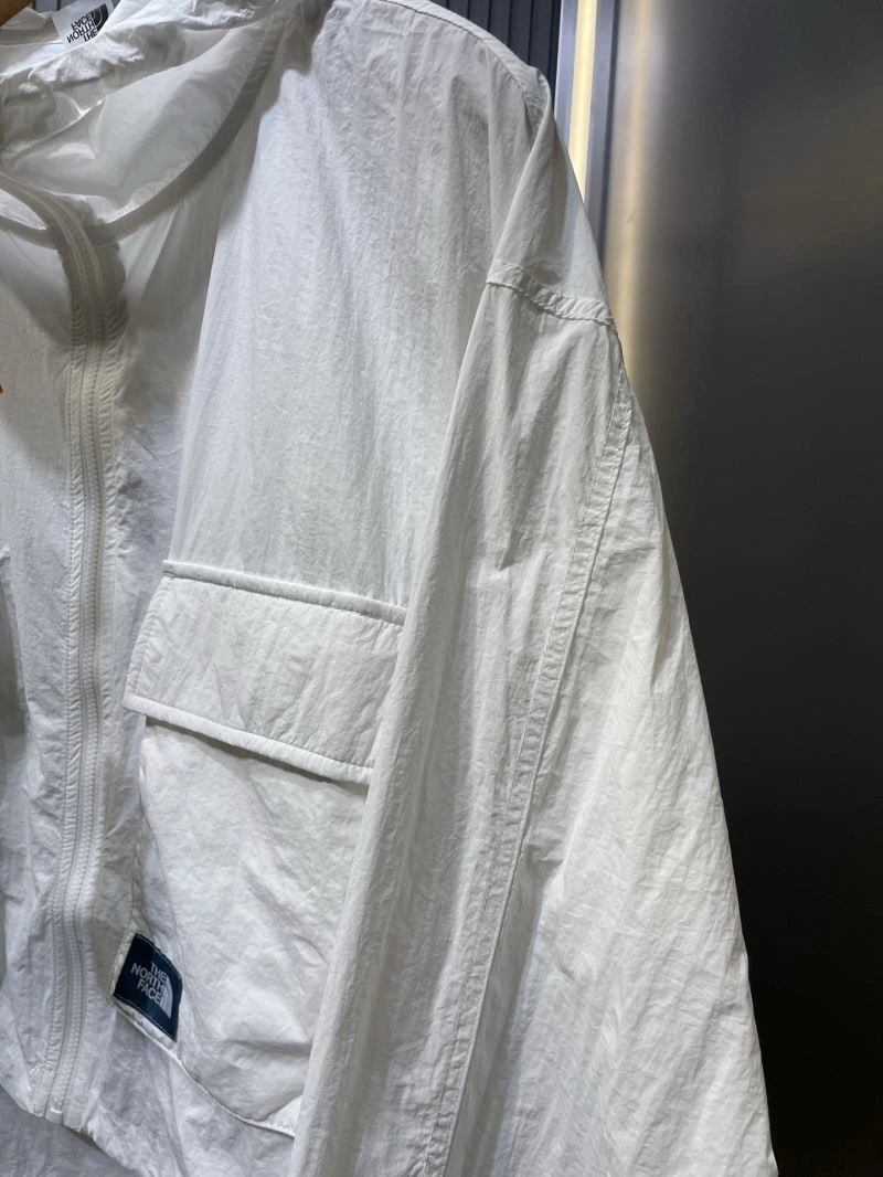 Genuine The North Face Outwear
