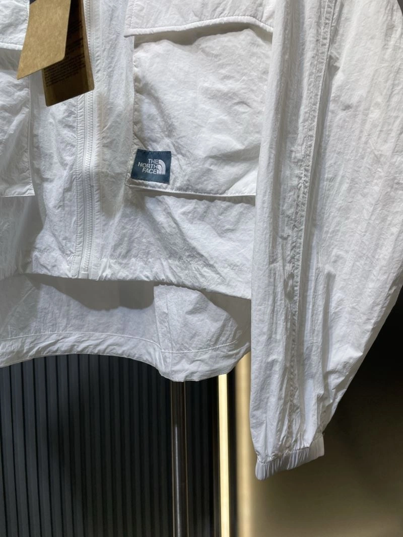 Genuine The North Face Outwear