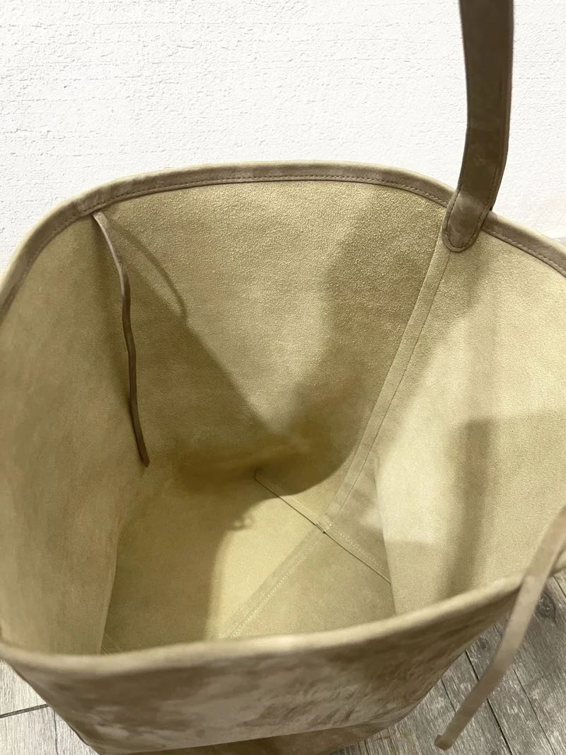 Discounted The Row Bucket Bags