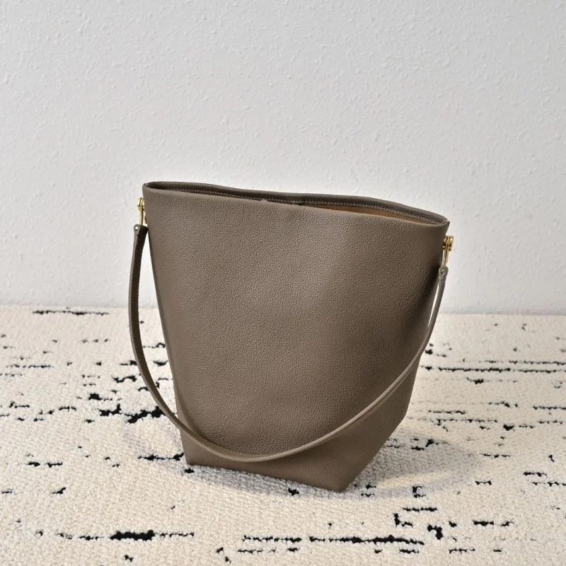 Discounted The Row Bucket Bags