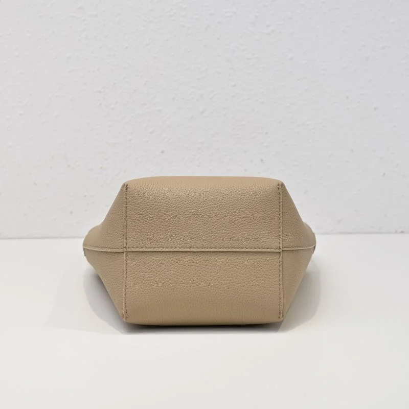Exact replica The Row Bucket Bags