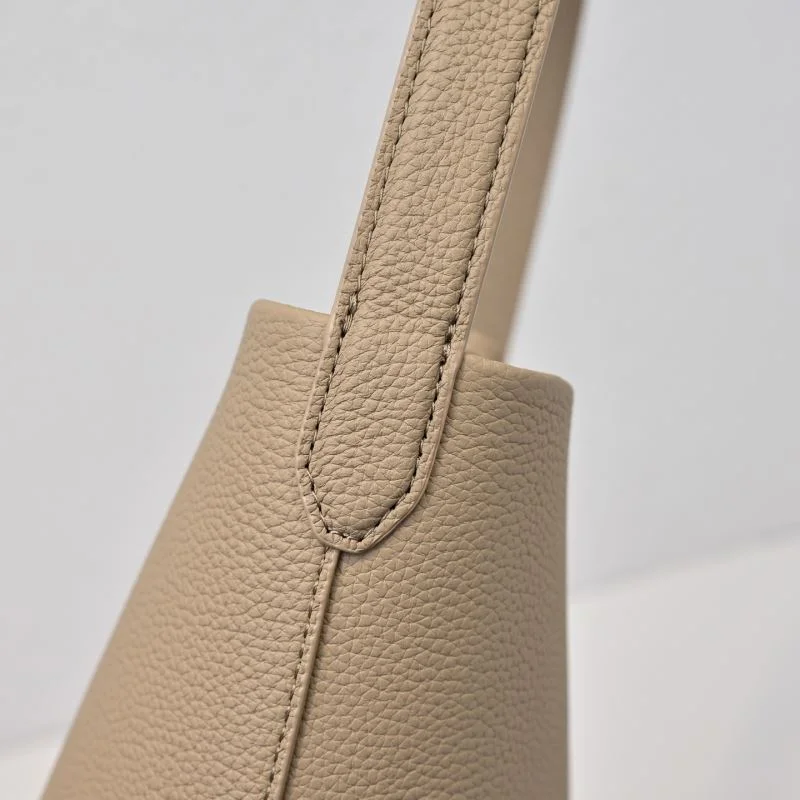 Exact replica The Row Bucket Bags