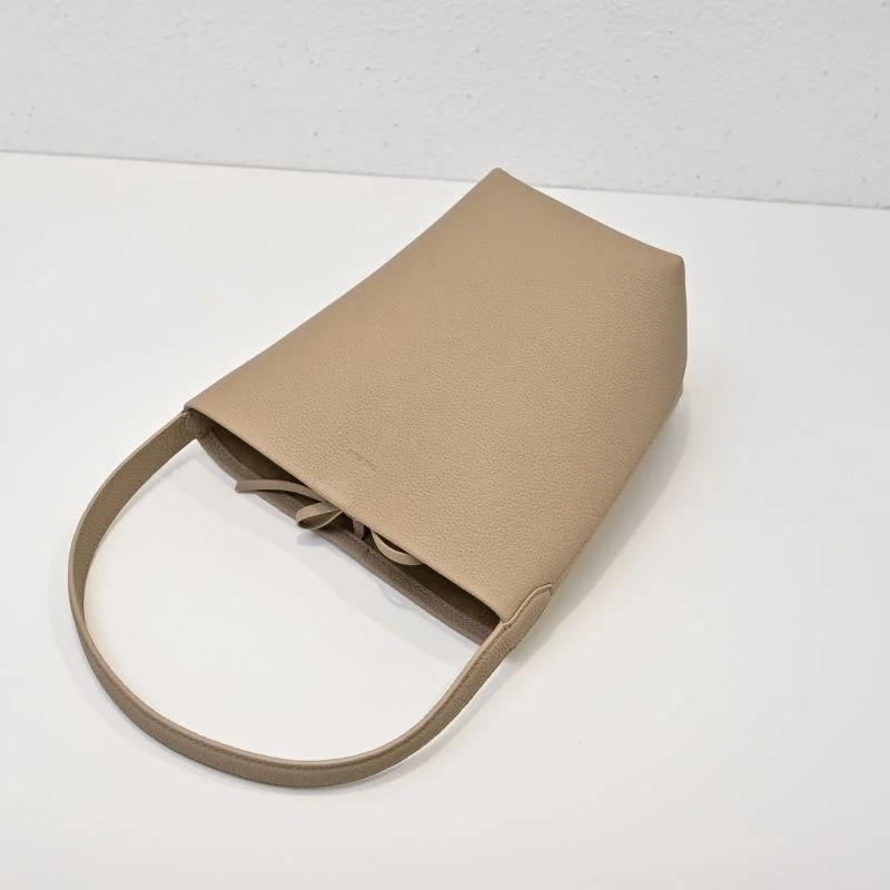Exact replica The Row Bucket Bags