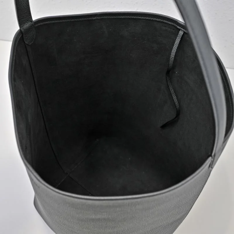 Bargain The Row Bucket Bags