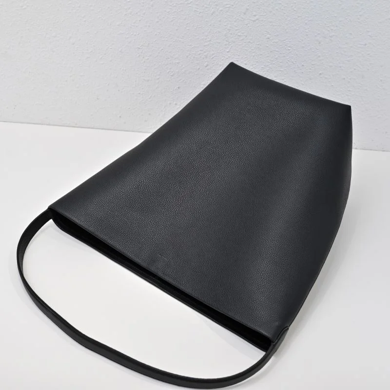Bargain The Row Bucket Bags