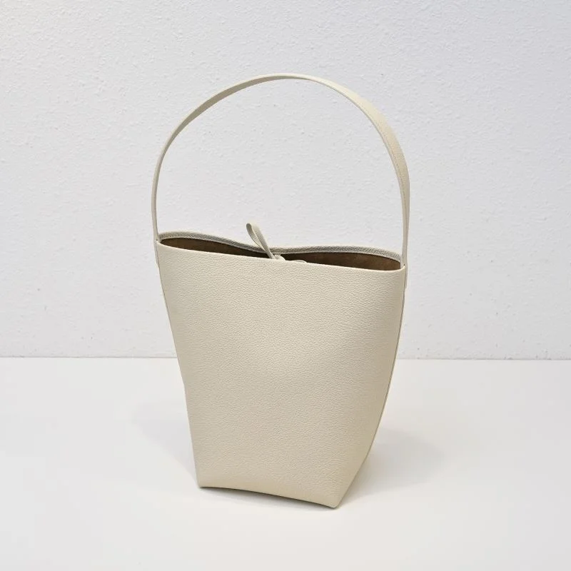 High accuracy The Row Bucket Bags