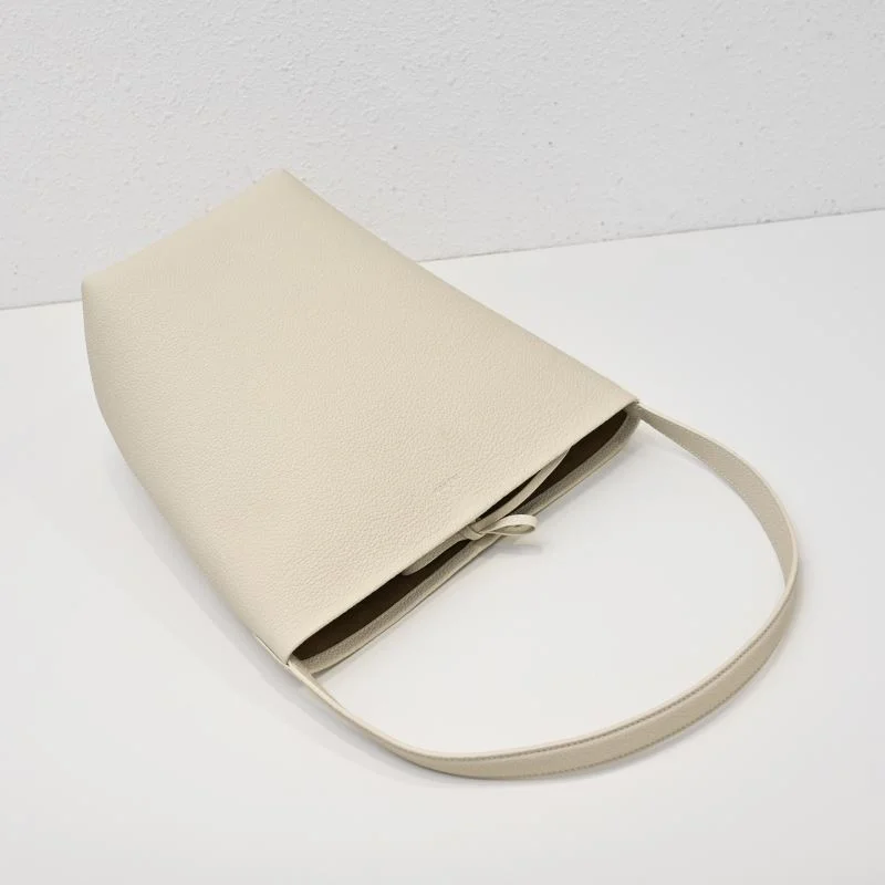 High accuracy The Row Bucket Bags