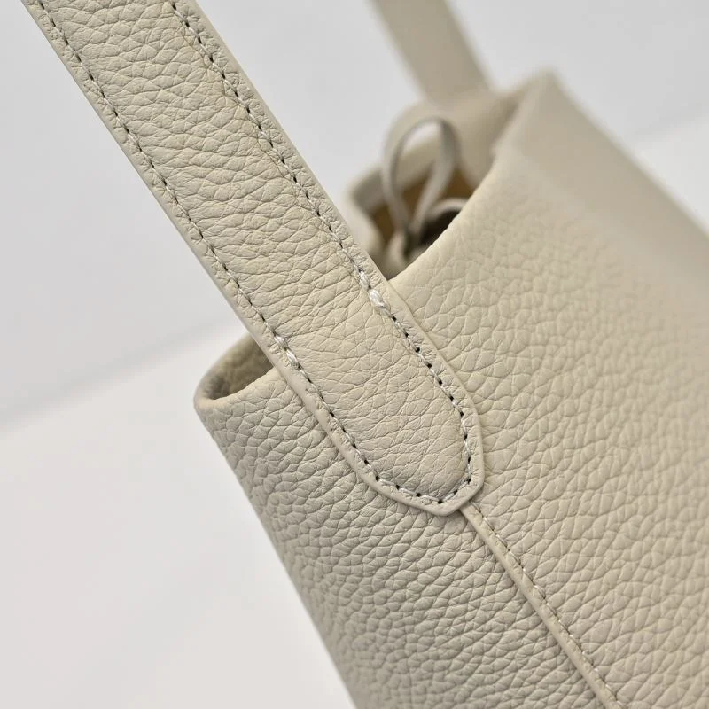 High accuracy The Row Bucket Bags
