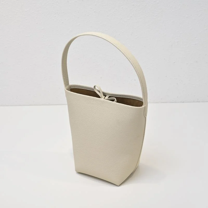 Accurate model The Row Bucket Bags