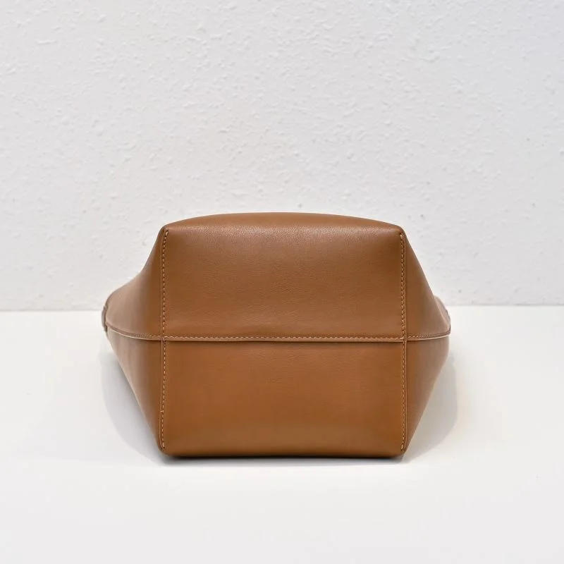 Top mirror The Row Bucket Bags