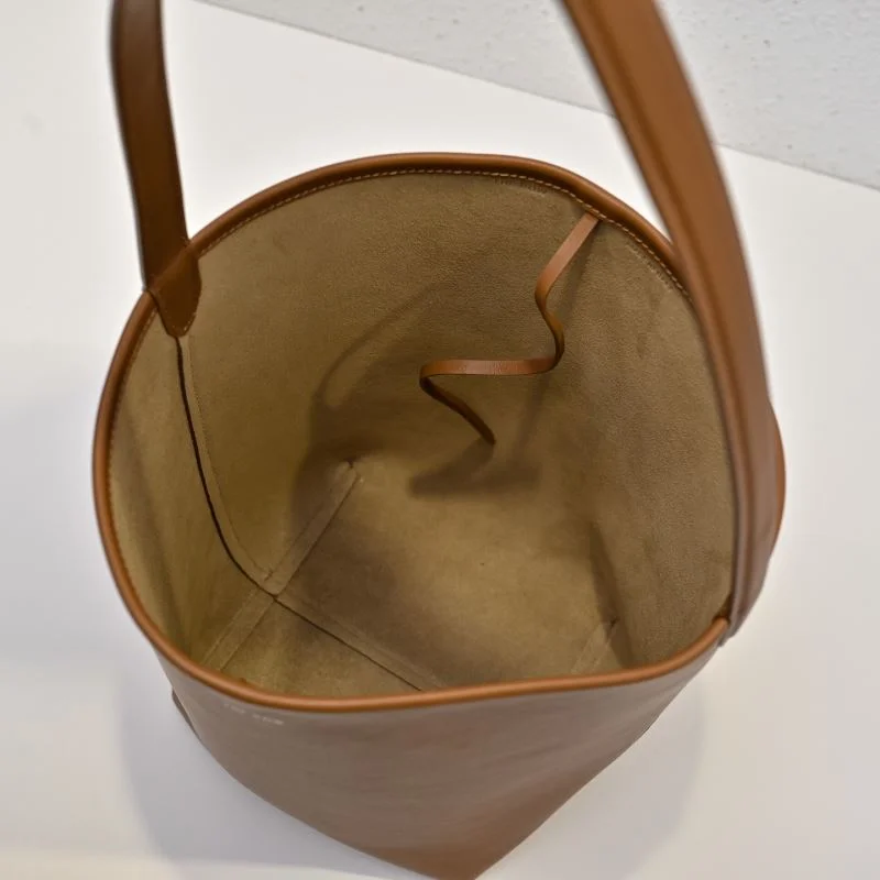 Top mirror The Row Bucket Bags
